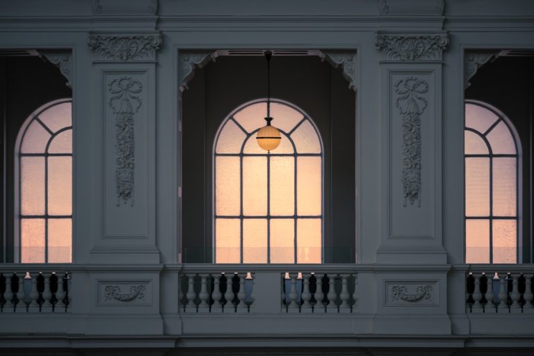 Switch Between Dark and Light Themes in Windows 11 - WP Htaccess Editor