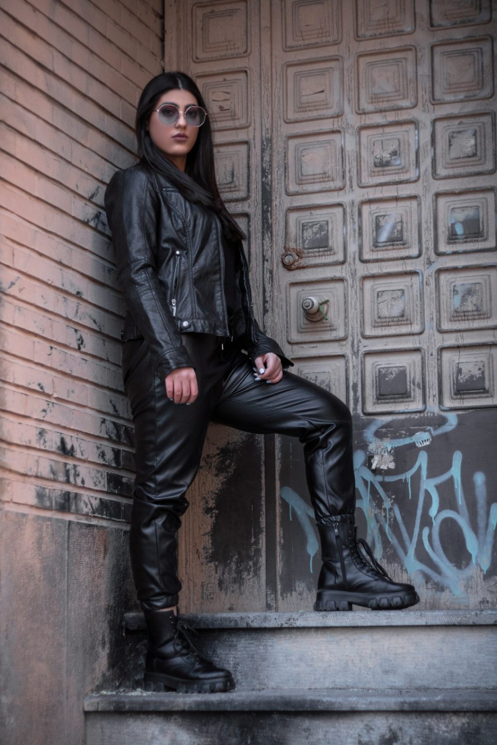 What to Wear for a January Birthday Celebration: Stylish Looks for ...